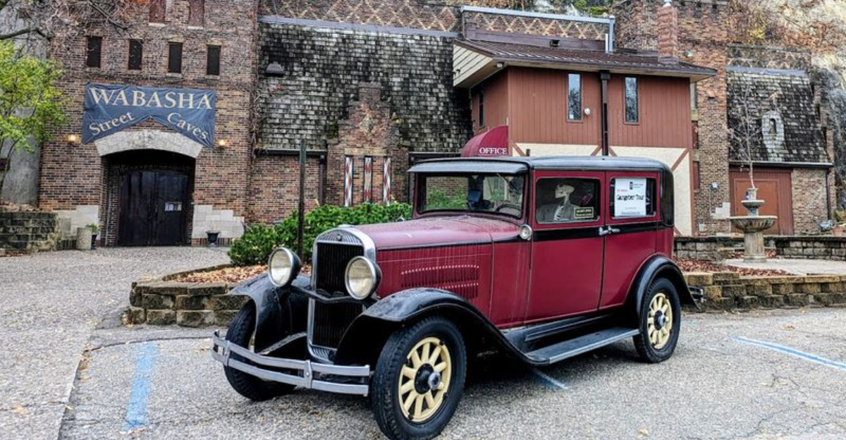 11 Haunted Places In Minnesota That Will Give You Goosebumps - Travelmag