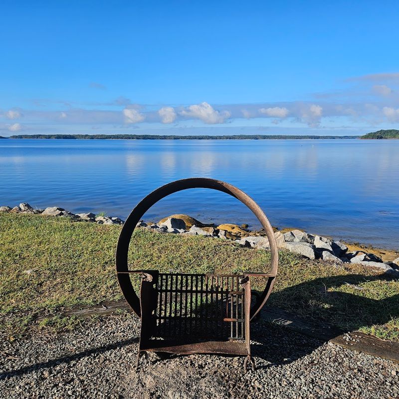 Virginia Is Hiding An 800-Mile Shoreline Lake So Peaceful And Uncrowded ...